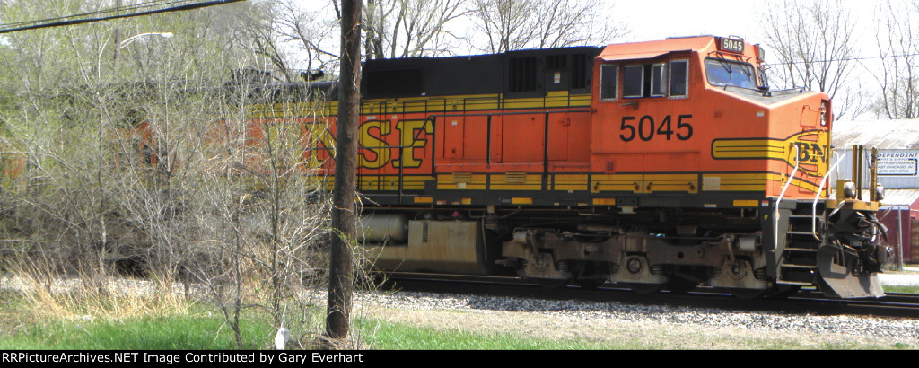 BNSF 5045
